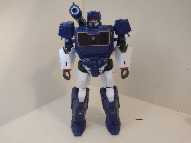 Hasbro Figure Review – Transformers Studio Series Soundwave and ...