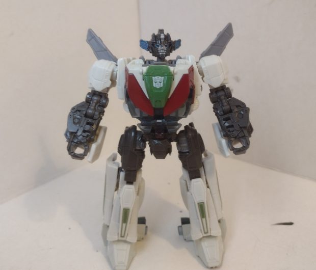 Hasbro Figure Review – Transformers Studio Series Soundwave and ...